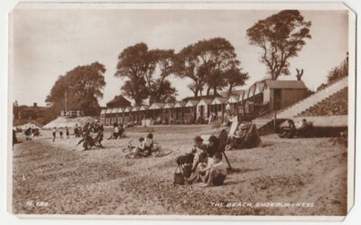 Vintage Postcard:Essex The Beach Shoebury (ness). H688. R.P. Valentines ...