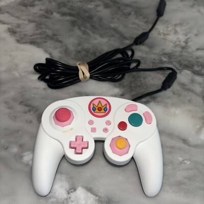 PDP Gaming Princess Peach Wired Fight Pad Pro Controller Nintendo ...