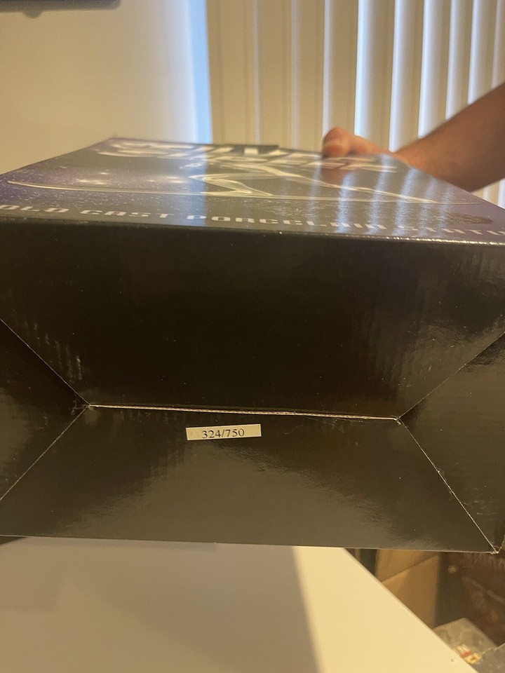 Hard Hero European Exclusive SILVER SURFER Statue 183/750 hard to find ...