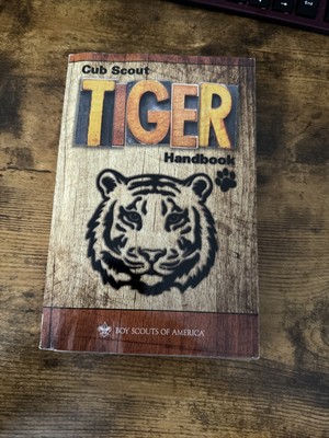 Cub Scout Tiger Handbook 2015 Printing Boy Scouts of America Paperback ...