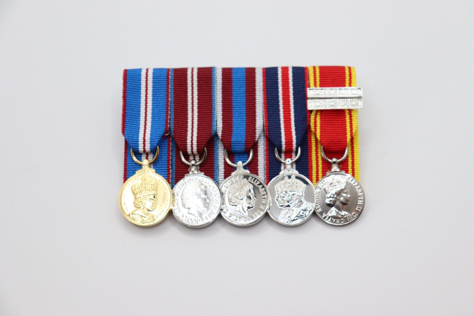 Golden Diamond Platinum Coronation Fire LSGC 30 40 Year Mounted ...