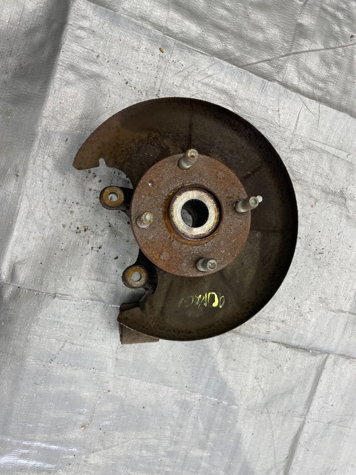 90-93 Mazda Miata / Rear Spindle Knuckle / Passenger Side / NO ABS ...