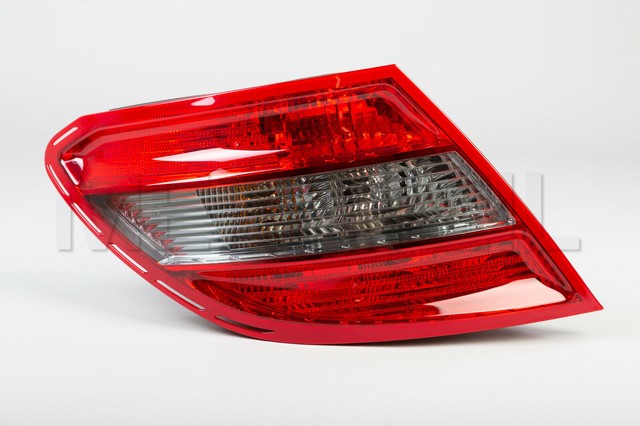 New Genuine Mercedes W204 C Class Left Driver Rear Lamp Taillight ...