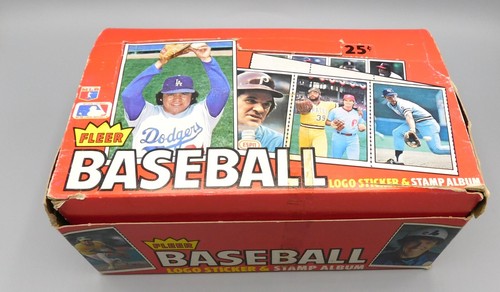 1982 Fleer Baseball Logo Sticker & Stamp Albums ~ Complete Box with 24 ...