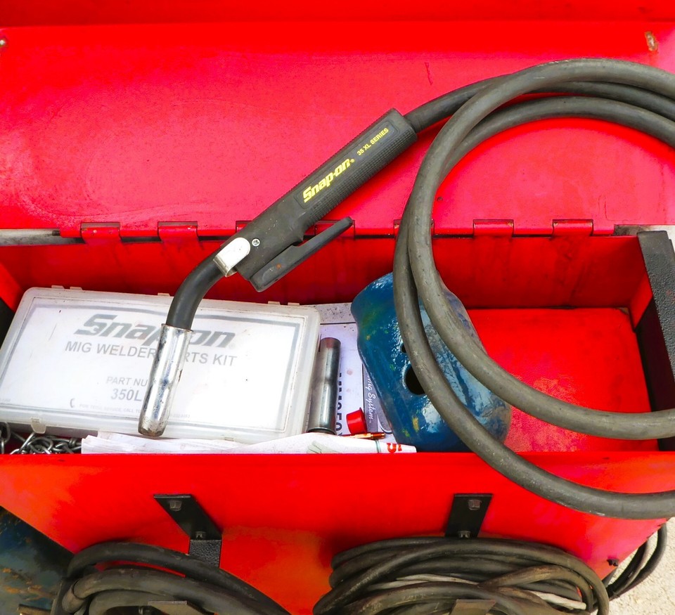SNAP ON 350 A MUSCLE MIG WIRE FEED WELDER (fully functional as of April ...