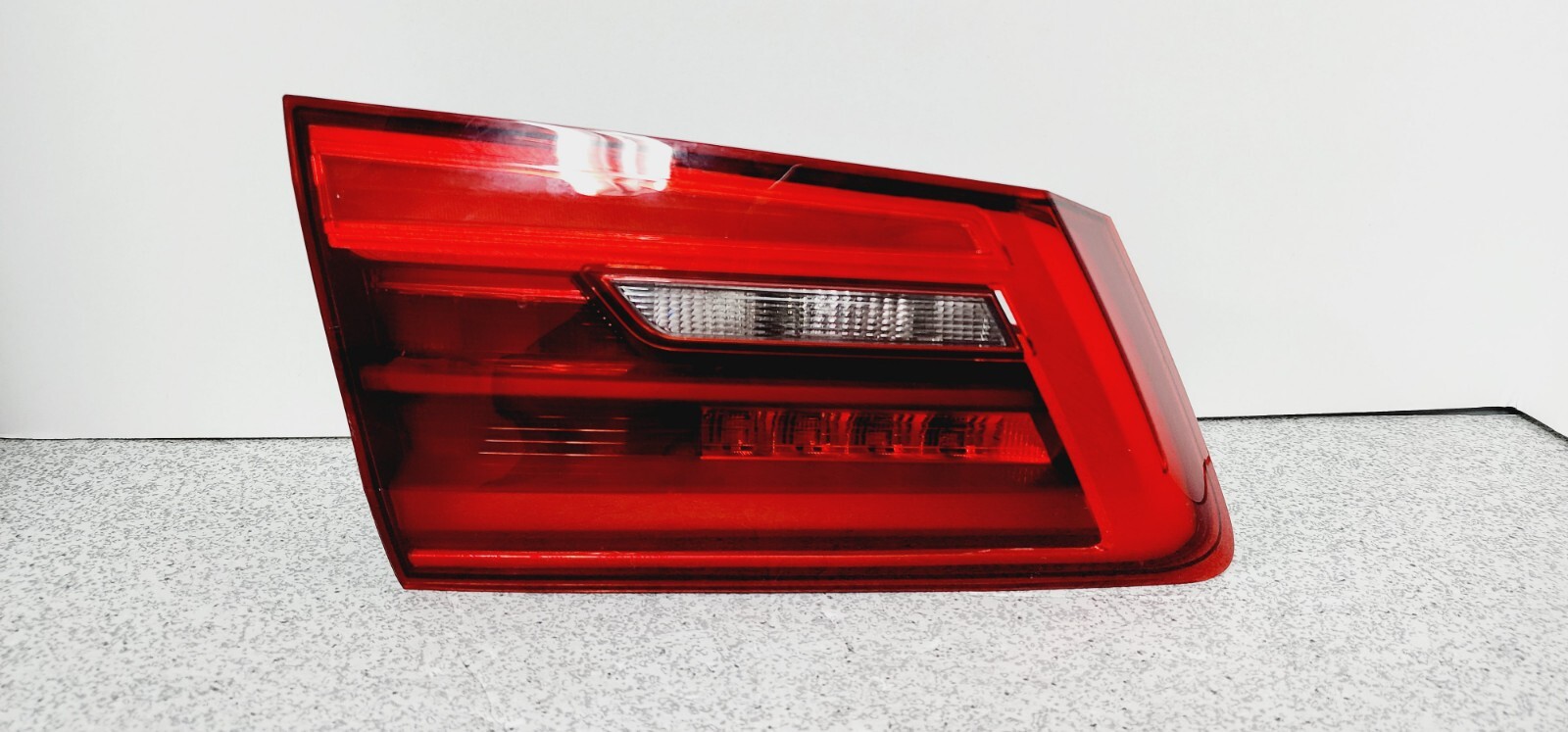 17 18 19 20 BMW 530E 530I 540I M5 M550I REAR LEFT INNER TAILLIGHT ...
