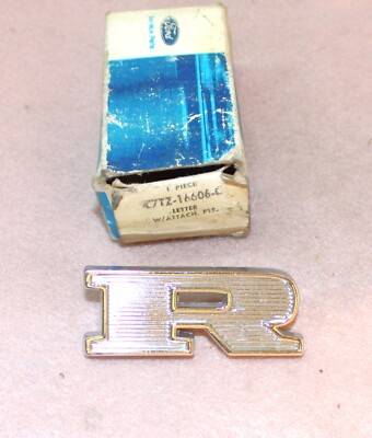 1967-1969 Ford F100 F150 F250 F350 F500 F750 Truck NOS 'R' HOOD EMBLEM ...
