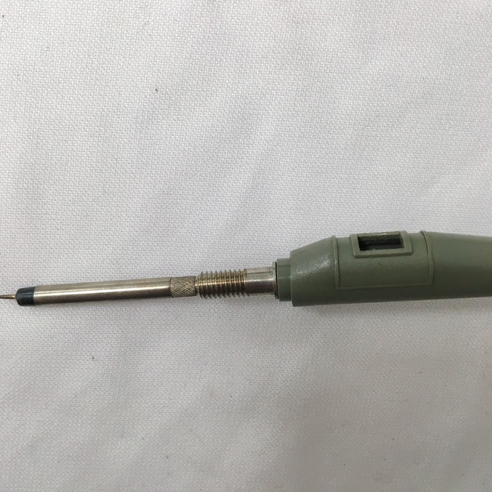 Tektronix P6137: Passive Voltage Probe (as-is) | eBay