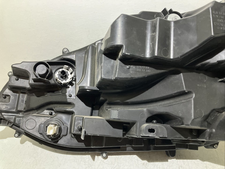 2021 - 2024 Toyota Sienna Passenger Right Reflector LED Headlight OEM ...