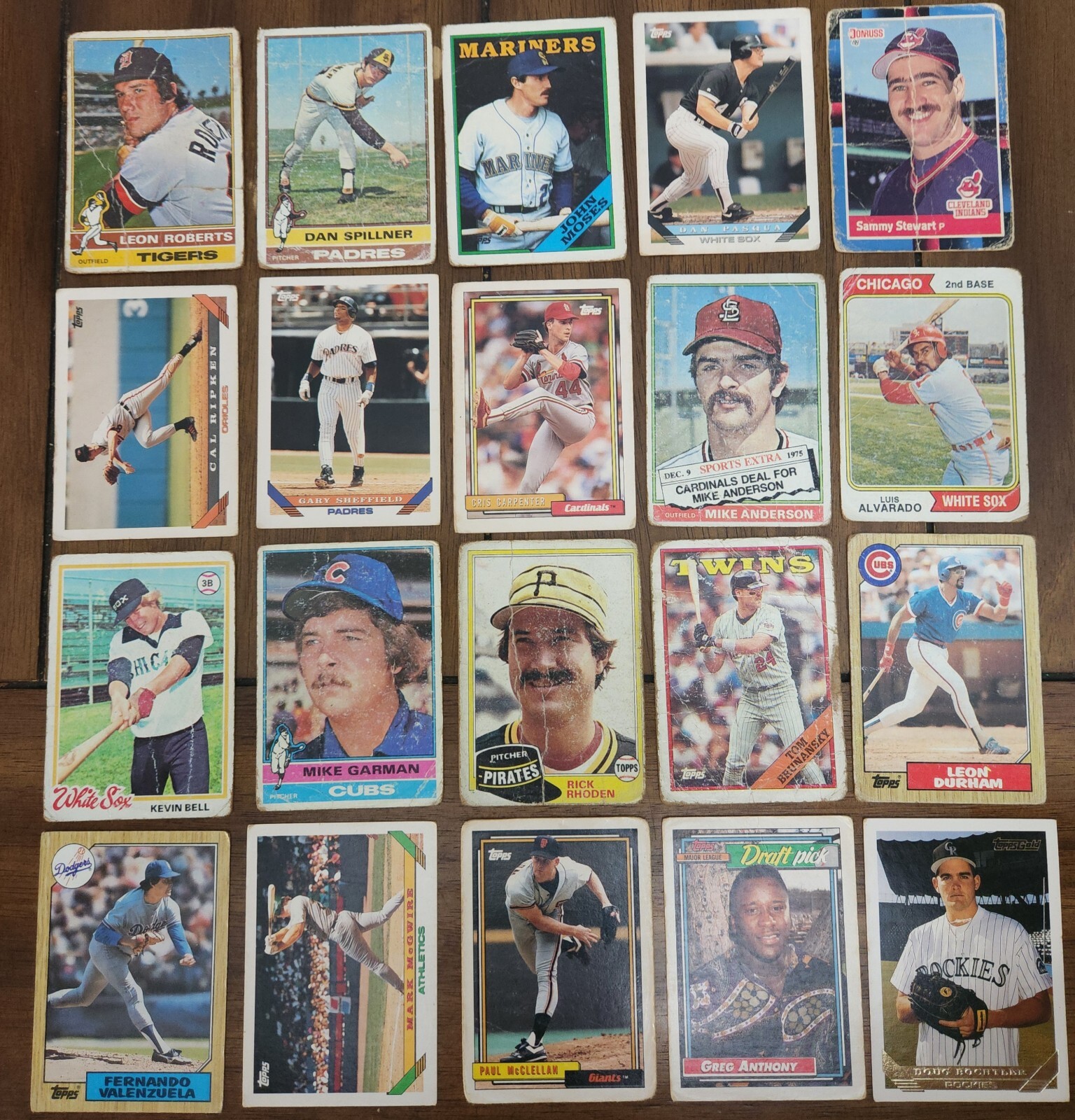 20 Vintage TOPPS BASEBALL Cards. Oldschool MLB Stars. FREE SHIPPING ...