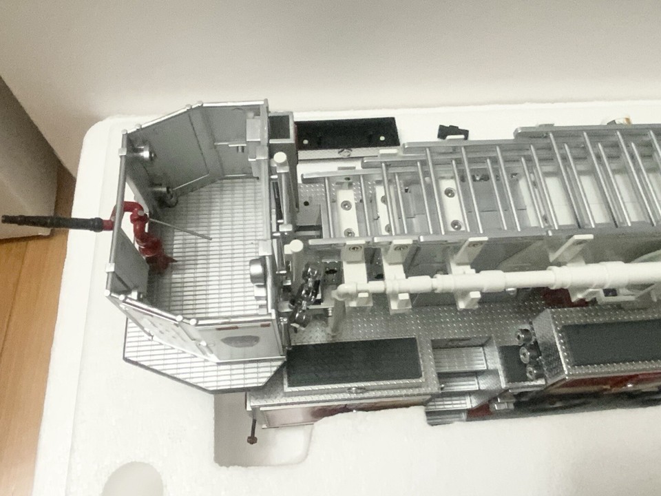 1/24 FDNY Fire Truck Tower Ladder 9 Grani 03229, Rare, Metal Model | eBay