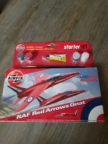 Airfix Red Arrows 1:72 Model kit Includes Humbrol paint & Glue Brand ...