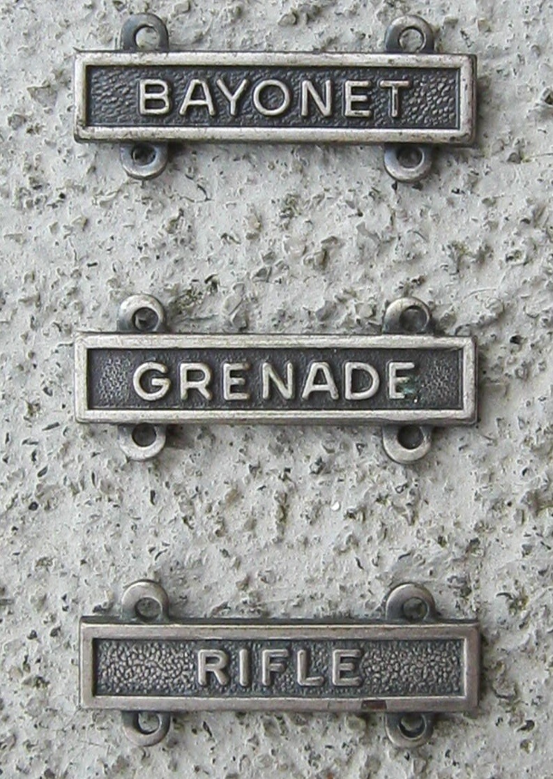 BAYONET, RIFLE, GRENADE QUALIFICATION BADGES G.I. MILITARY METAL PIN ...
