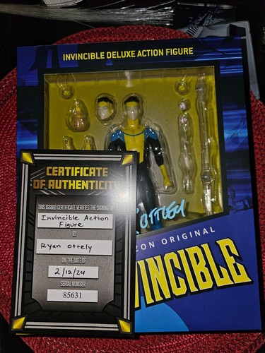 Invincible: Mark Grayson Deluxe Action Figure Signed By Ryan Ottley COA ...