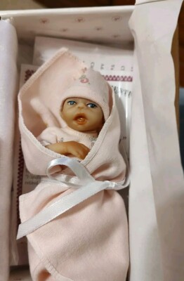 Ashton Drake Galleries “Handful Of Joy” Vinyl Doll NEW In Box W ...