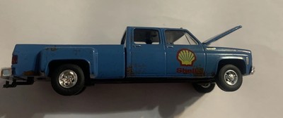 loose M2 MACHINES 1977 CHEVY CHEYENNE SUPER 30 DUALLY SQUAREBODY SHELL ...