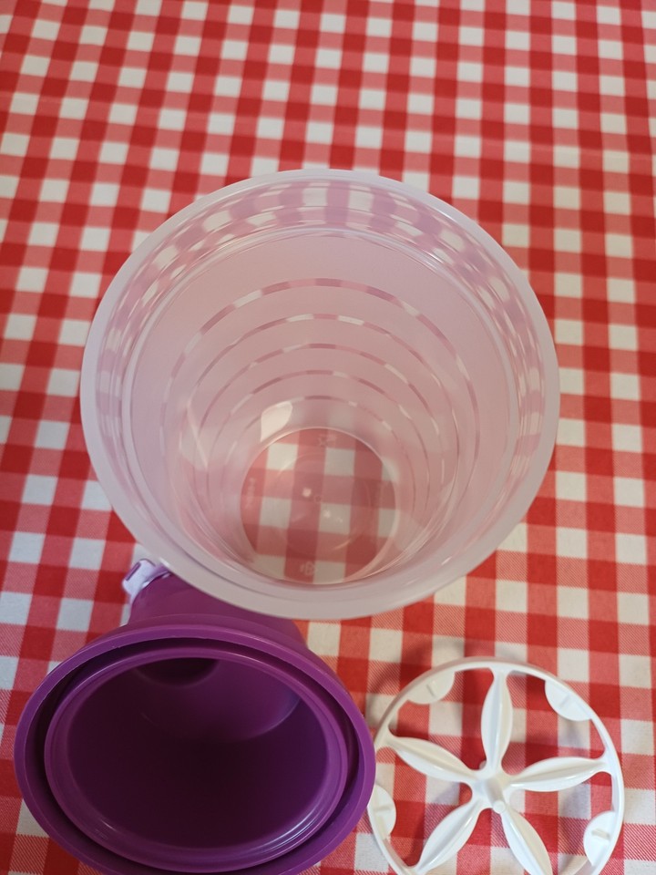 Tupperware * Mix-Max 750 ml * Mix-Fix 250 + 500 ml * Shaker ...
