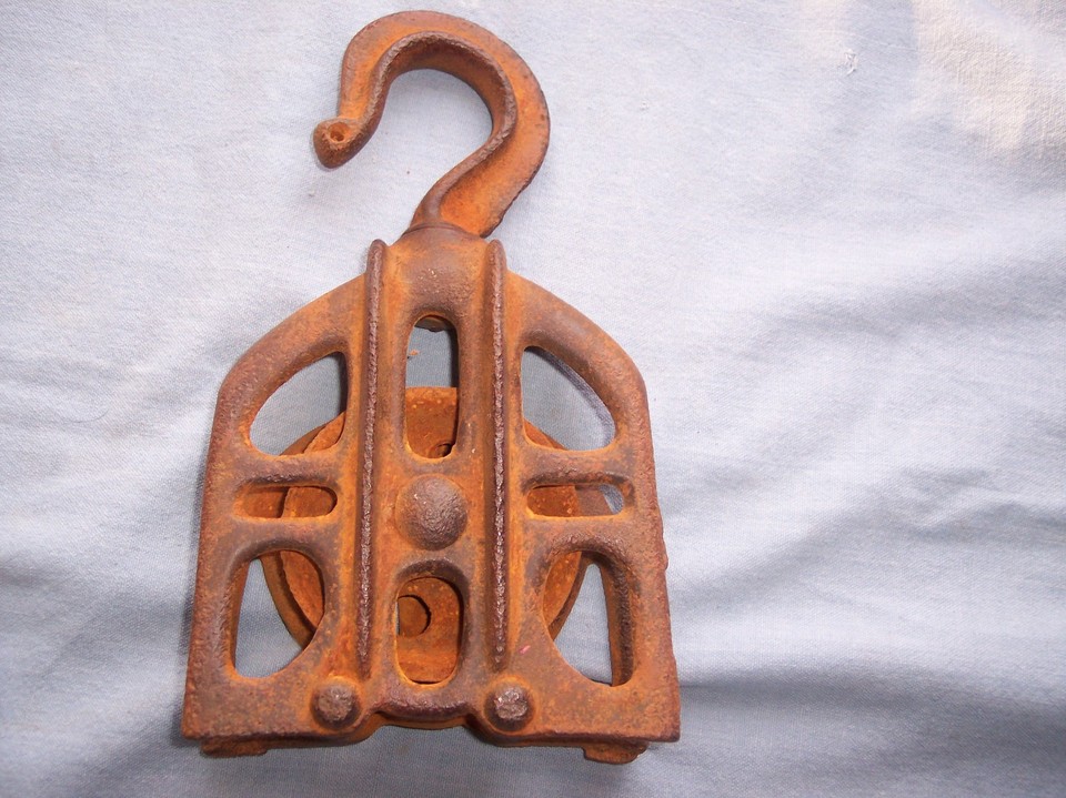 VTG Ornate Cast Iron Industrial Barn Pulley Antique Rustic Snatch Block ...