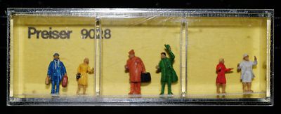 Preiser, Vintage, NiB, Item # 9028 N scale Arriving Passengers | eBay