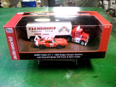 HO Slot Car and Hauler & #71 Bobby Isaac 1969 Charger & Peterbilt A-W ...