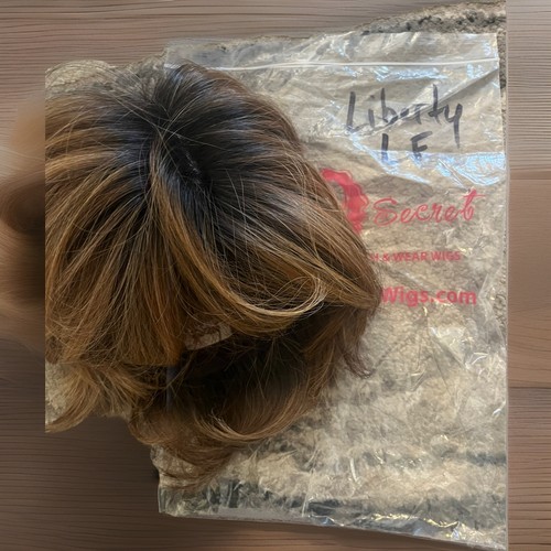 Godiva Secret Wig Honey Wheat “Liberty” LF Med Wig NWOT | eBay