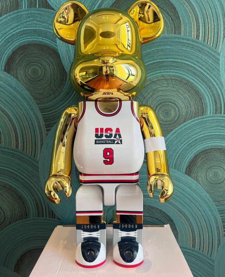 400% Bearbrick Michael Jordan Chicago No.23 Jersey Action Figure Deco ...