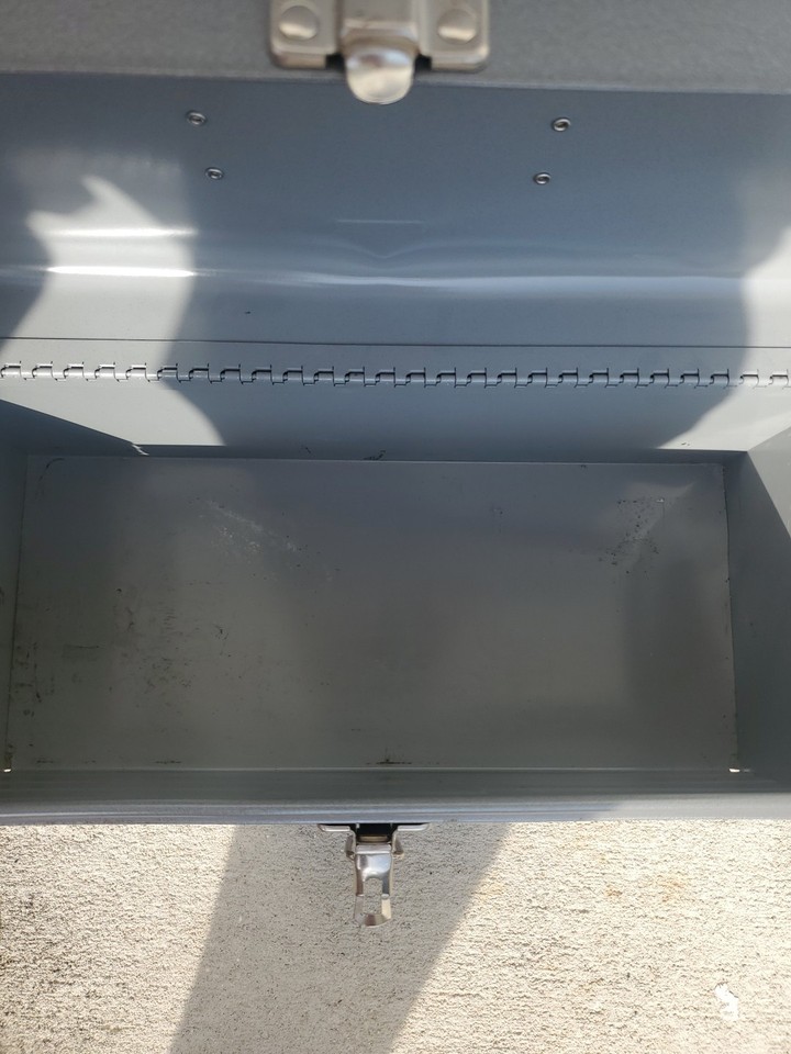 Metal Toolbox Craftsman Metal Gray Tool Box W/Tray 16" X 16 X 7.5USA ...