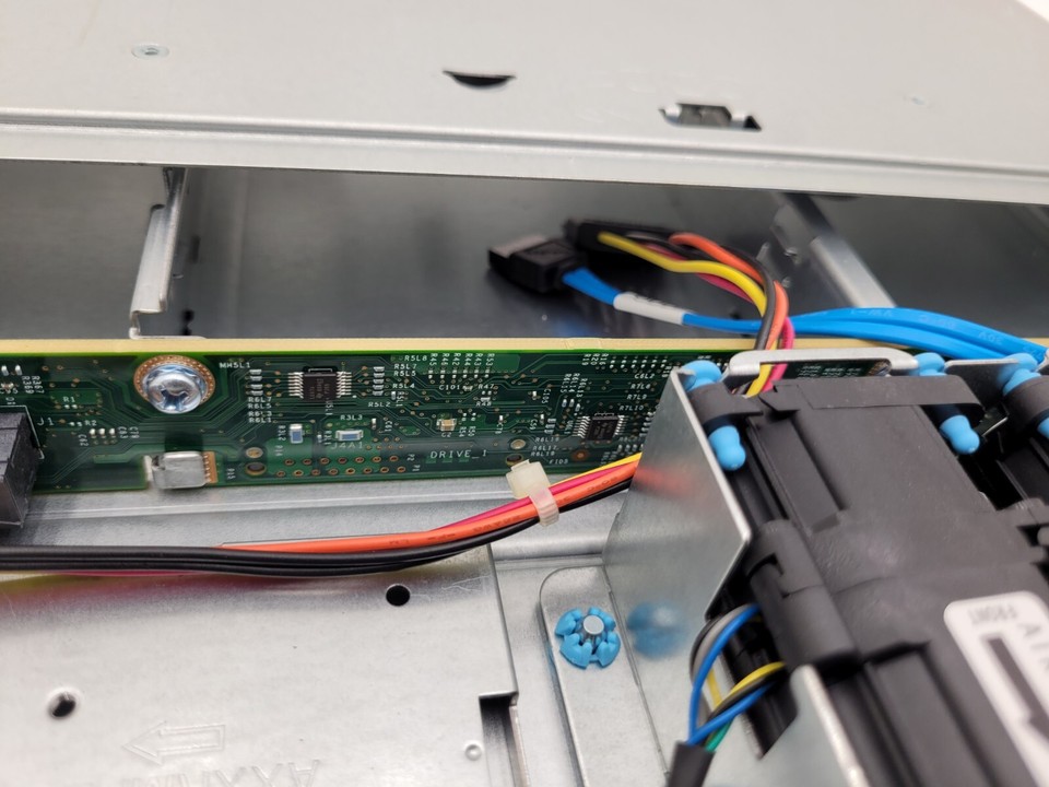 Intel S2600WT 1U 4-Bay LFF Workstation Server 2X E5-2699v4 256Gb RAM ...