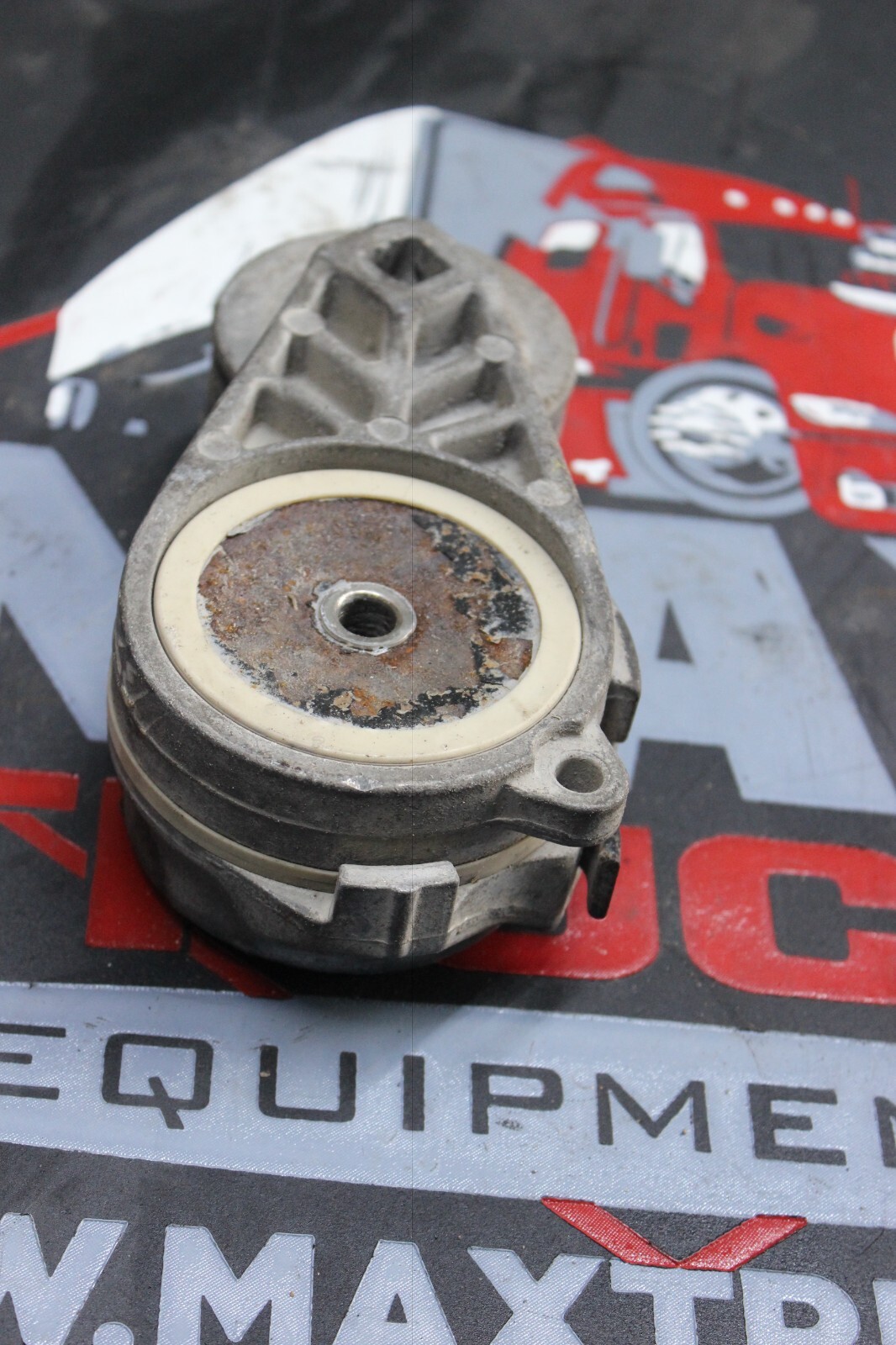 2007 MACK MP7 BELT TENSIONER P/N: 21587366 | eBay