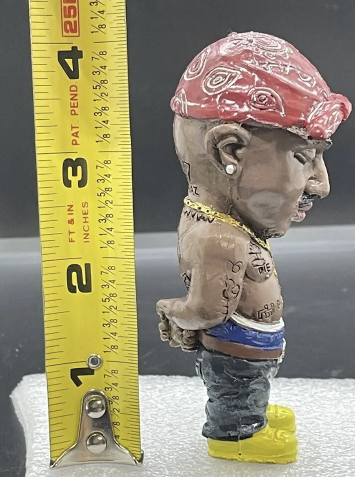 Tupac Shakur Hip Hop Rapper Action Figure Mini Resin Figures Ornament ...