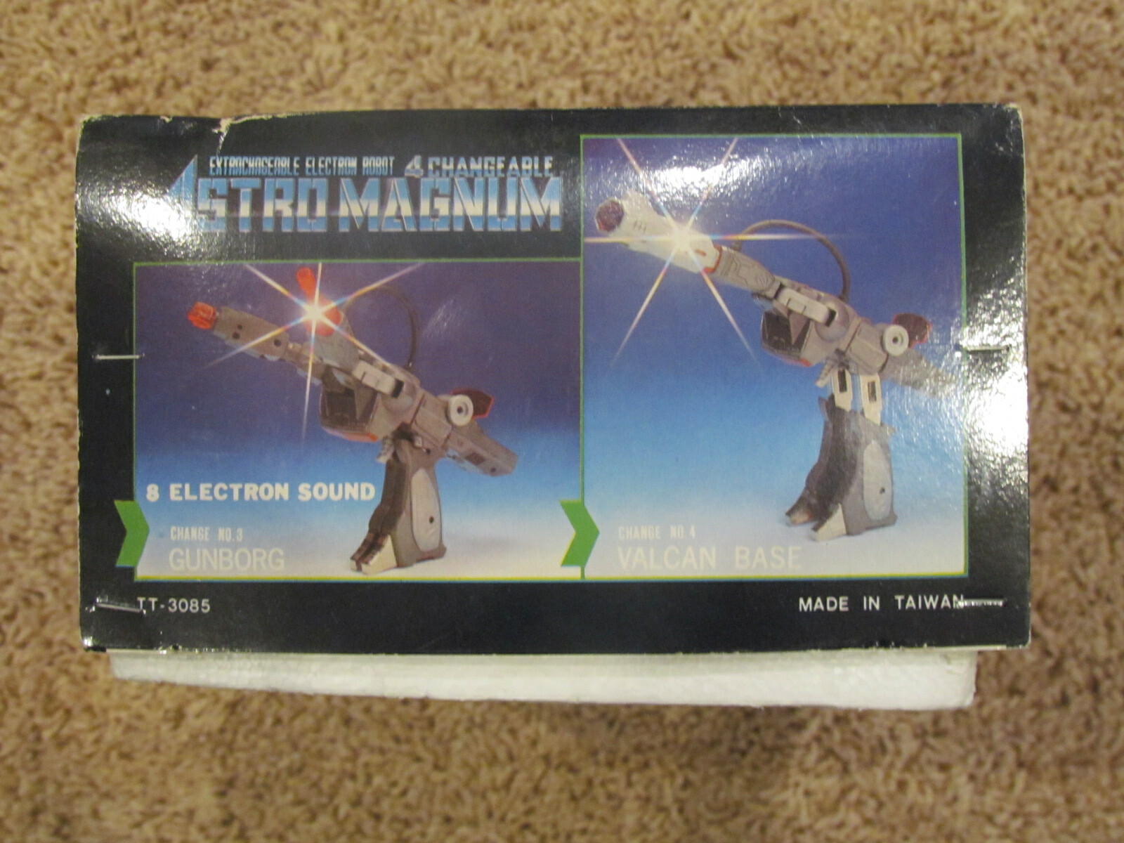 Transformers 1983 G1 RED ASTRO MAGNUM Shackwave Gunborg Galactic Man ...