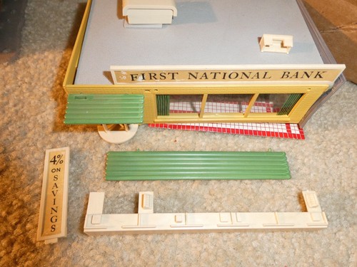Vintage HO Scale Plasticville First National Bank Building with Some ...