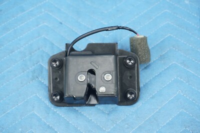 Lexus LX470 Liftgate Lock Latch 69350-60120 1998-2007 OEM | eBay