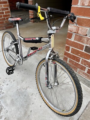 Bicycles - Vintage Diamondback - Nelo's Cycles