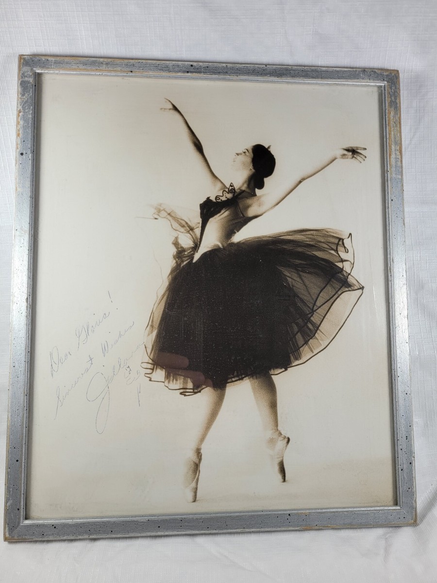 Ballerinas Photography Hundreds Of Ballerinas Set 'en Pointe' World