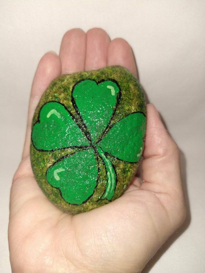 Irish Painted Rock Celtic Four Leaf Clover, Luck O' The Irish, St.