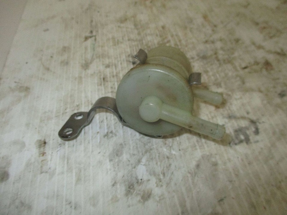 Suzuki DF140 140 hp outboard fuel filter and bracket (15410-87J10) | eBay