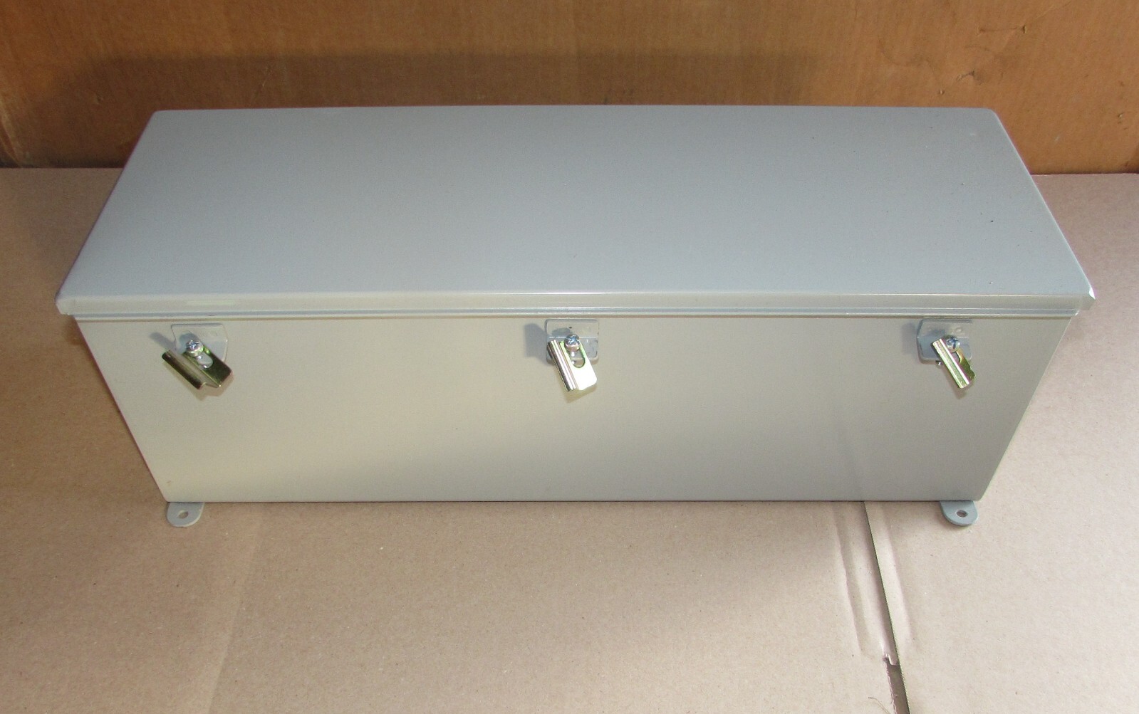 Wiegmann T8824CH Hinged-Cover Wire Trough 8X8X24 Carbon Steel - Gray | eBay