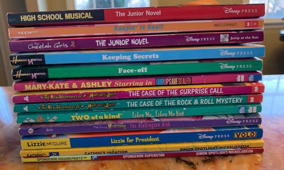 Bargain Lot 13 FUN READS Movie TV DISNEY Nickelodeon KIDS Character ...