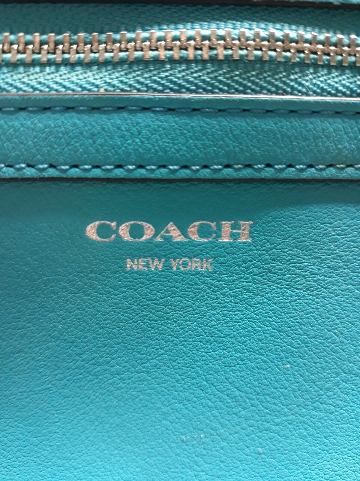 Coach 47989 Tourmaline Turquoise Teal Blue Leather Swingpack Shoulder ...