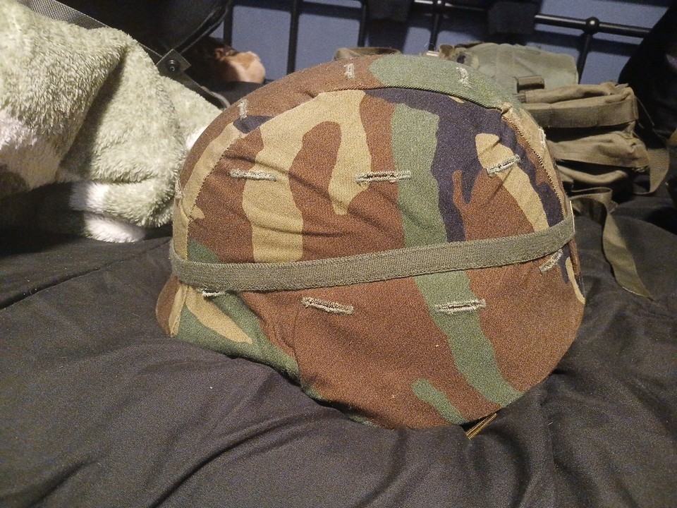 U.S.A. Military PASGT Helmet Made With Kevlar M-1 Camouflage Medium ...