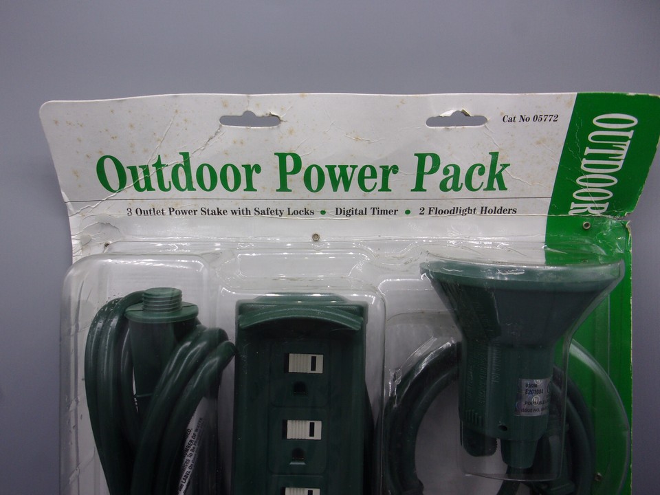 Coleman Outdoor Lighting Power Pack Stake 2 Floodlight Holders -Timer ...
