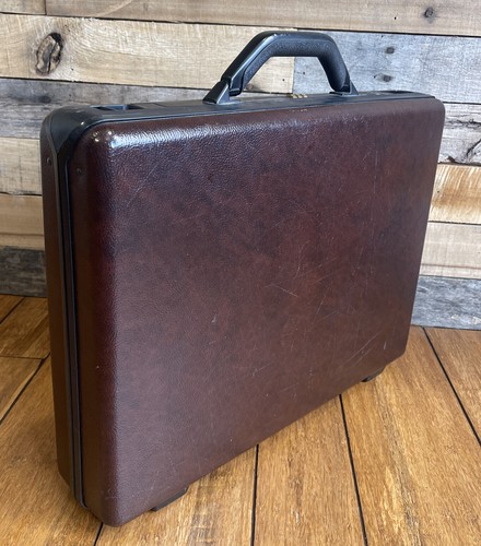 vintage 1980s attache briefcase - Gem