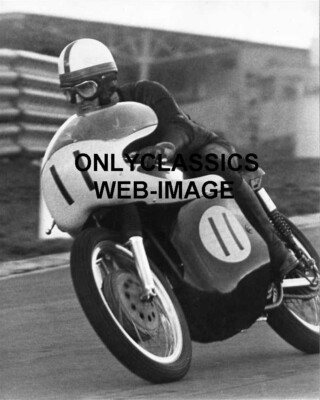 1967 CHAMP DEREK MINTER MOTORCYCLE GRAND PRIX RACER PHOTO BRANDS HATCH ...