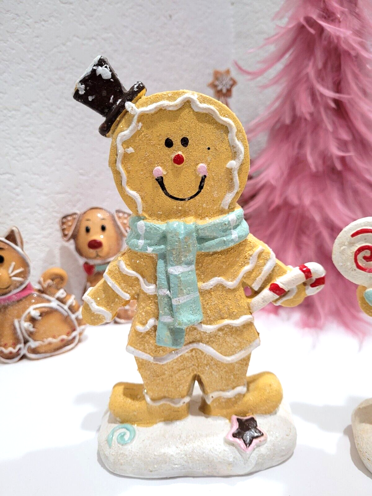 CHRISTMAS Gingerbread Man Couple Pastel Peppermint Figurines Tabletop ...
