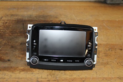 2015 Fiat 500L OEM Information Display Screen AM FM Radio Receiver VP3 ...