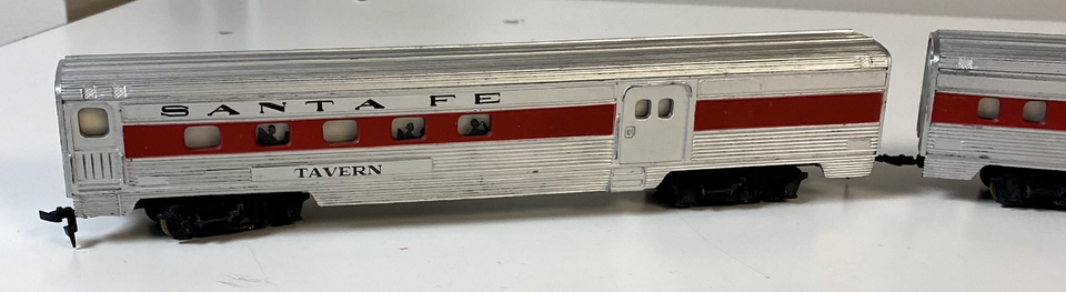 Three Vintage HO Scale Santa Fe Coach Passenger Cars Tyco lighted ...