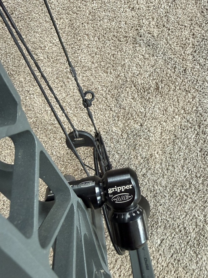Mathews Lift x 33 RH. Shale. 70lb. Extra Z Mods. Leg Limbs. | eBay
