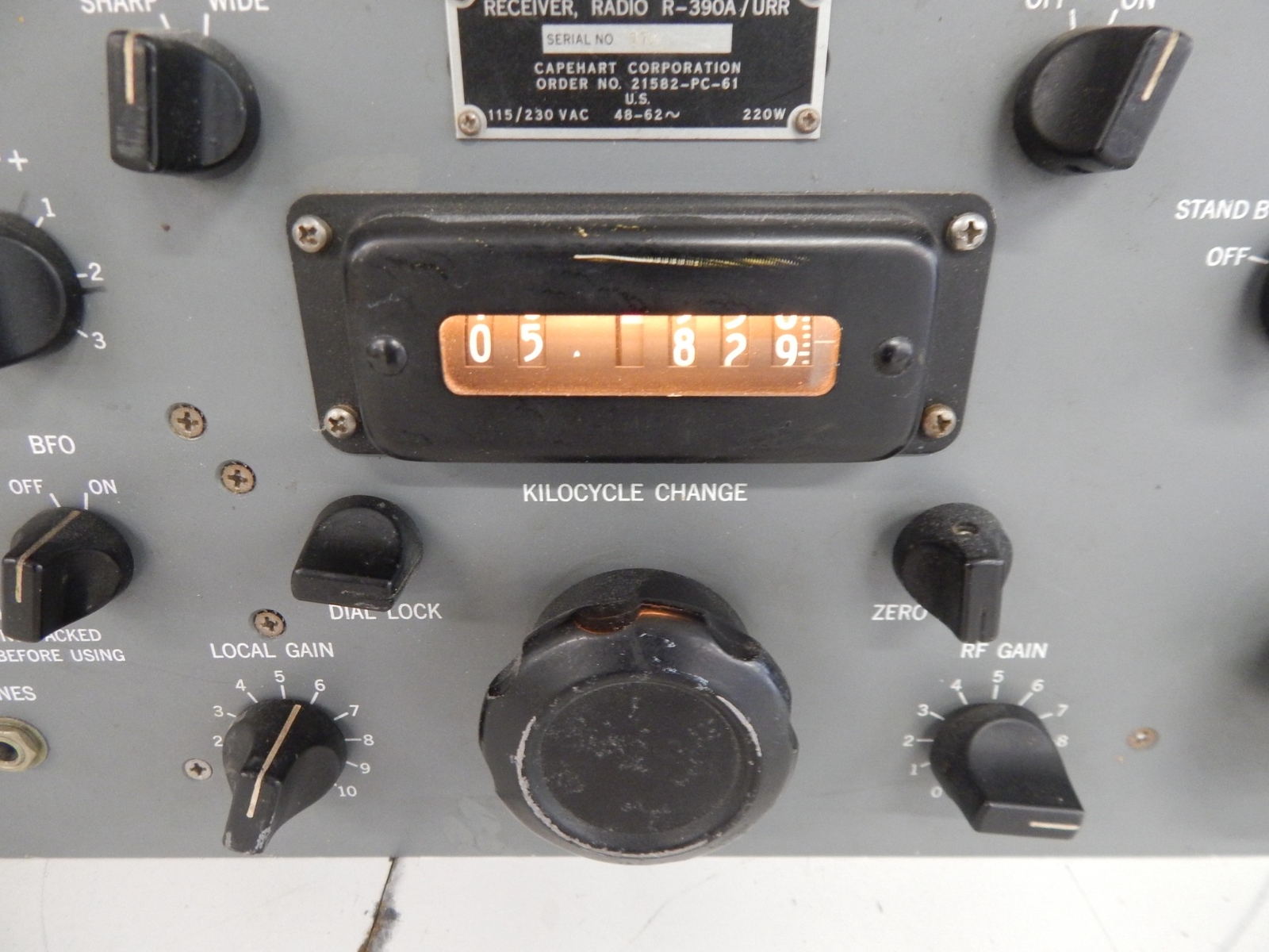 *TC* CAPEHART / MOTOROLA R-390A/URR R390A HF Communication Receiver ...