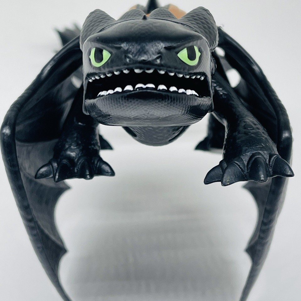 NIGHT FURY TOOTHLESS How to Train Your Dragon 9.5" Figure DWA ...